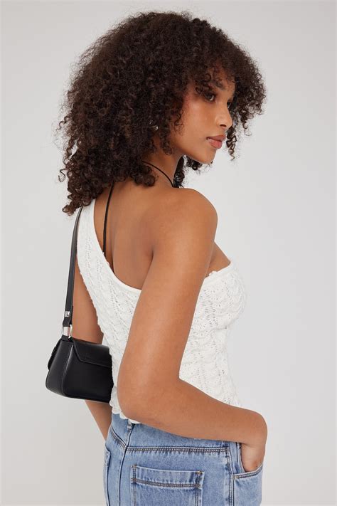 Perfect Stranger Dominique Elissa Golden Hour Crochet Knit Halter Top