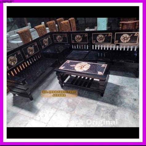 Jual 1 Set Meja Dan Kursi Pojok Sudut Bahan Kayu Jati Ukir Jepara
