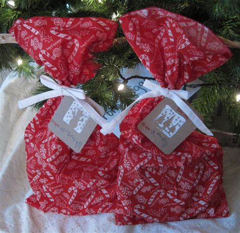 Stephjacobson Easy Fabric Gift Bag Tutorial