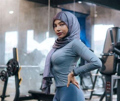 Selebgram Oklin Fia Minta Maaf Soal Video Viral Makan Es Krim Bikin