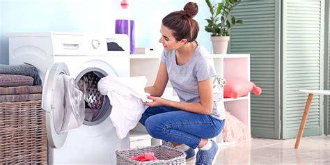 Test Zwei Öko Feinwaschmittel schonen Farben am besten Detail Produktetests Tests