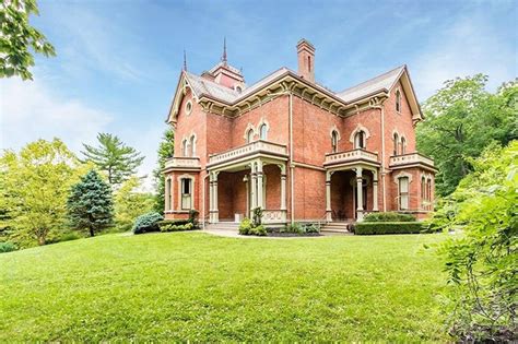 Controversial Tattoo Artist Kat Von D Buys Vevay Indianas Historic