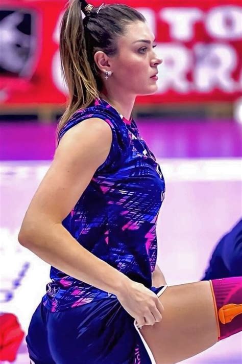 Brazilian Volleyball Babe Rosamaria Montibeller Femi Sports