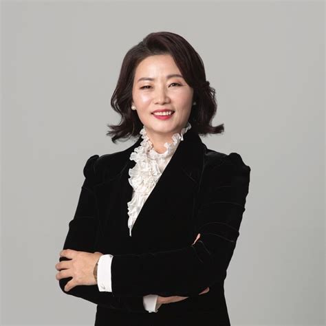 저혈당이 오면 왜 심장이 두근거리고 식은땀이 나고 어지러운 걸까요 선생님 왜 이렇게 기운이 없으세요 무슨 일 있으셨어요 기운녀 어제 아주 죽다 살아났어요 우리