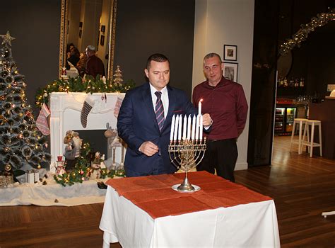 Кметът на Русе Пенчо Милков уважи празника Ханука на еврейската о