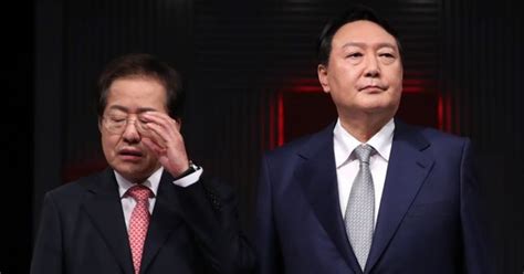 맞수토론 준비하는 홍준표 윤석열