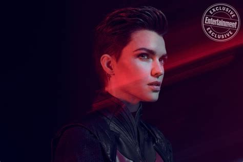 Ruby Roses Batwoman Leaps Into Action On New Magazine Cover Heroic