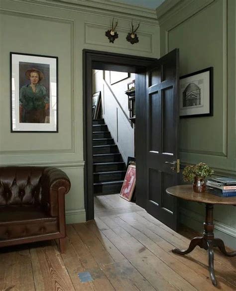Green Room With Grey Trim