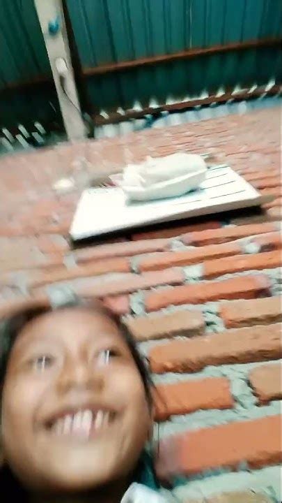 Si Bocil Senang Makan Stroberi Youtube