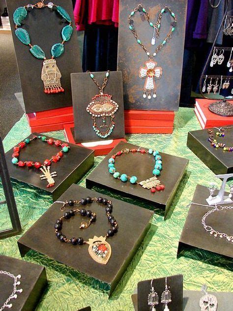 75 оригинальных бюджетных идей для демонстрации товара на выставках Идеи и вдохновение в