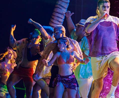 Popular El Look Y El Drama De Los Famosos En El Concierto De Bad Bunny