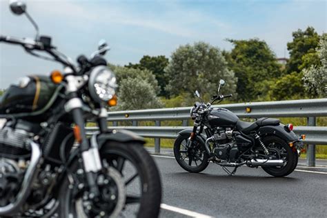 Royal Enfield Unveils Super Meteor 650 Cruiser At Eicma Flipboard