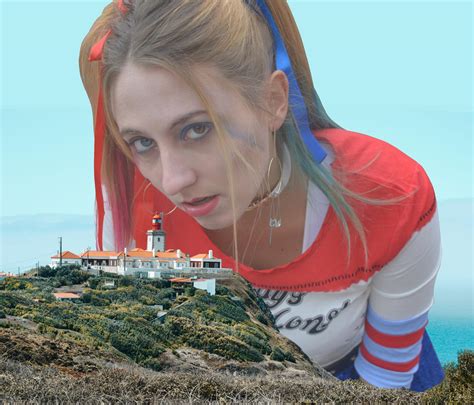 Giantess Harley Quinn By Beautifulgiantess On Deviantart