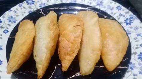 Karanji Recipe Bahut Sare Layer Wale Crispy Karanji Recipe Vah Bhi Ghar