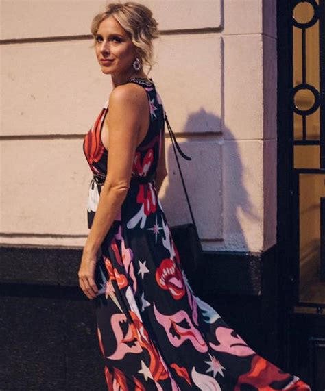 ¿tenés Una Fiesta Inspirate En El Look De Carla Peterson Para Ti
