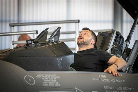 A Ukraine Pilot Said Flying Awesome F 16s Is Like Upgrading From An