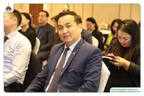 Чингэлтэй “БОДЛОГЫН УУЛЗАЛТ V” ААР ЦӨМИЙН ЭНЕРГИ БОЛОН УРАНЫ ХАЙГУУЛ ОЛБОРЛОЛТЫН ТАЛААРХ