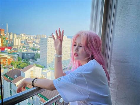 분홍머리 찰떡인 전소연 인스타 업데이트 인스티즈 Instiz 이슈 카테고리