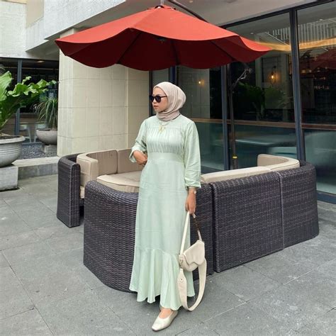 Ide Outfit Lebaran Dengan Dress Yang Simpel