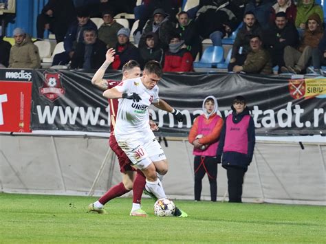 Playsport Daniel Paraschiv motiv de polemică între Dan Petrescu și