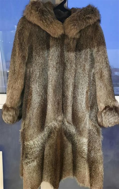 Шуба нутрія песець — ціна 10000 грн у каталозі Шуби Купити жіночі речі за доступною ціною на