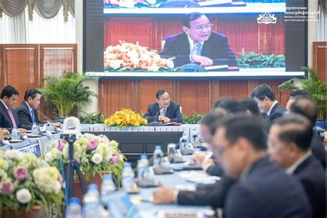 លោក ប្រាក់ សុខុន បានអញ្ជើញជាអធិបតីដ៏ខ្ពង់ខ្ពស់ក្នុង