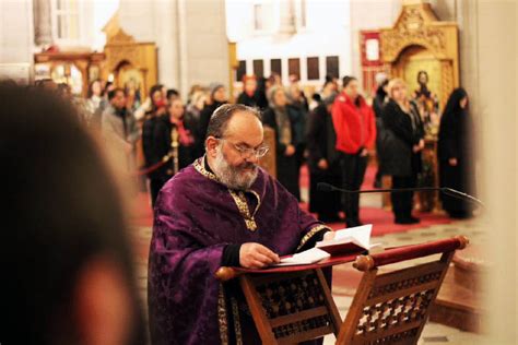 Молебни канон Пресветој Богородици за Косово и Метохију служен у никшићком Саборном храму