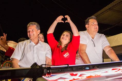 Marília André E Sebá Participam De Carreata No Alto Santa Terezinha