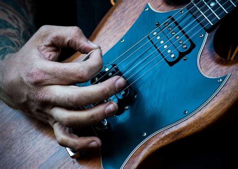 Elgitarr Fakta Utforska Hemligheterna Bakom Det Moderna Instrumentet