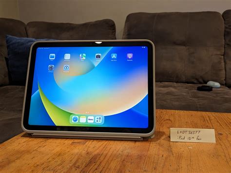 Apple Ipad Th Gen Wi Fi Silver Gb A Lxdt Swappa