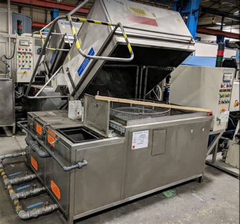 VAUXHALL ASTRA M32 GEARBOX 2 0 6 SPEED Petrol Gearbox Central