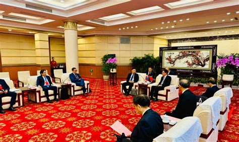 МОНГОЛ ХЯТАД ОРОС ГУРВАН УЛСЫН АЯЛАЛ ЖУУЛЧЛАЛЫН САЙД НАРЫН Vii ХУРАЛ БНХАУ ЫН УХАНЬ ХОТОД БОЛЛОО