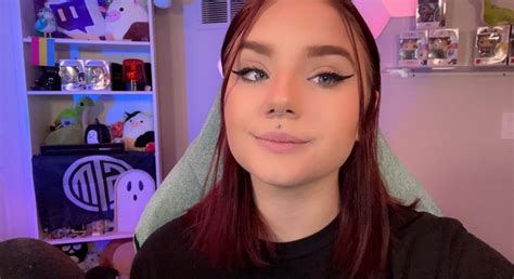 Sierrauh On Twitter Hey Hey Im Live Https T Co Hsttov K Https T Co Xlkkyjsjsu Twitter