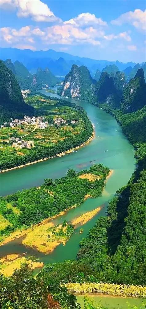 🇨🇳雁过应该留声🇨🇳（生活） On Twitter 大海之所以能容纳百川，😁💛👍👌是因为它总是在河流的最低处。可理解为谦卑得人缘，感恩得