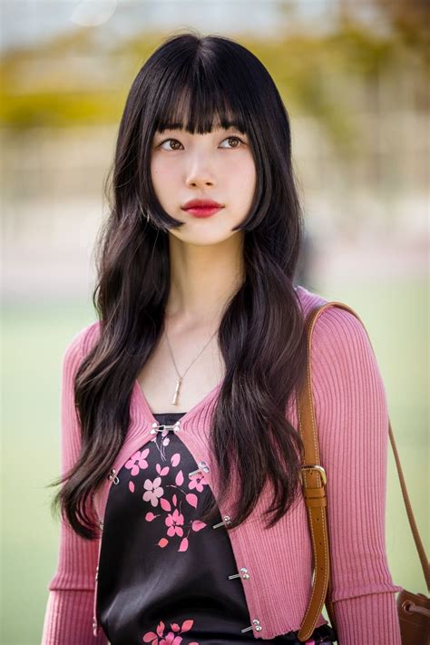 Pin Di Bae Suzy배수지 ️ Ide Potongan Rambut Rambut Panjang Tips Gaya Rambut
