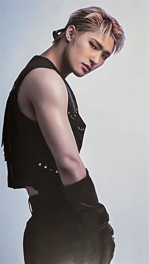 Mingi Wallpaper