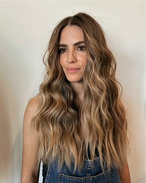 40 Trending Shades Of Hazelnut Hair Color That Look Great On Any Hair Length