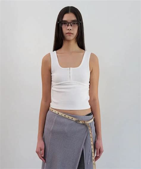 당일배송 Lcdc 뷔스티에 디테일 탱크탑 화이트 후루츠패밀리