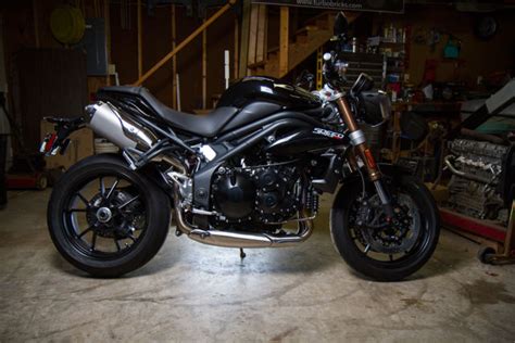 Triumph Speed Triple 1050