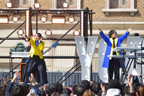 Yoasobi新曲「アドベンチャー」を初パフォーマンス！ 『ユニ春！ライブ 2023』開幕 Trend News Caster