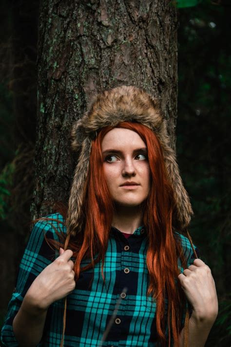 V ♦ Л ч 4 Г4 5 гь 0k л 4 • I ъ у4