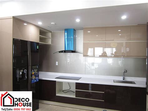 Cách kết hợp kính ốp bếp màu ghi với các yếu tố trang trí khác Chuyên mục Xây dựng mst181262