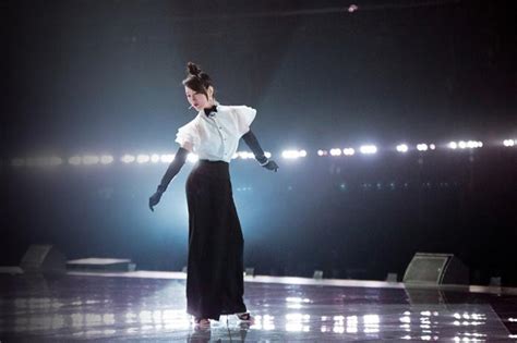 甜歌皇后变身俏皮御姐 杨钰莹 浪姐2”首发惊艳 焦点 中国文娱网 文娱行业综合门户网站