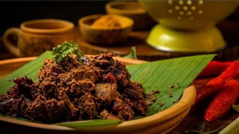 Salah Satu Makanan Khas Indonesia Adalah Rendang Net