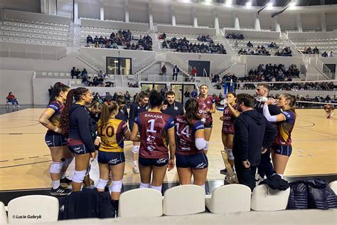 Volley Ball Elite F Les Burdis Remportent Leur Me Victoire Cons Cutive En
