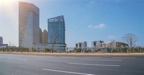 도로 옆 땅이라도 2m 안되게 붙어 있으면 맹지 이인화의 건축 길라잡이