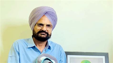 Sidhu Moosewalas Father Alleges Punjab Govt Harassing Him Over