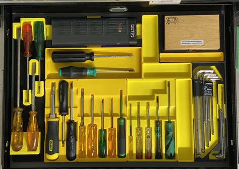 Gridfinity Arrangement For Electric Screwdriver Kit Bin2 By
