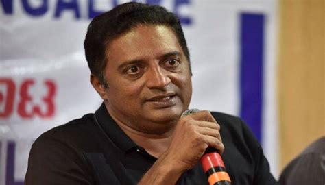 పవన్ కళ్యాణ్ దీక్ష పై ప్రకాశ్ రాజ్ కు ఎందుకు మంట పూనం కౌర్ బాధేంటో