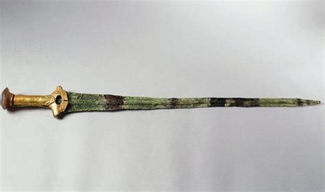 Archaeology Breakthrough 3000 Year Old Bronze Age Sword Discovered In